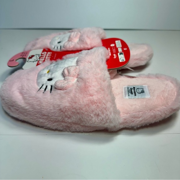 Primark | Shoes | Nwt Hello Kitty Womens Fluffy Faux Fur Slippers Size ...